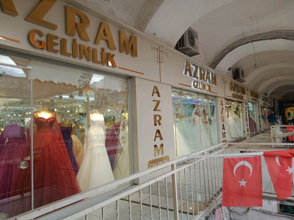 Moda evleri Azram Gelinlik, İstanbul, foto