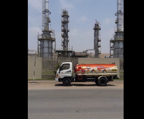 Petrol ve gaz firması Amc Operadores De Combustibles S. A. C., Lima, foto