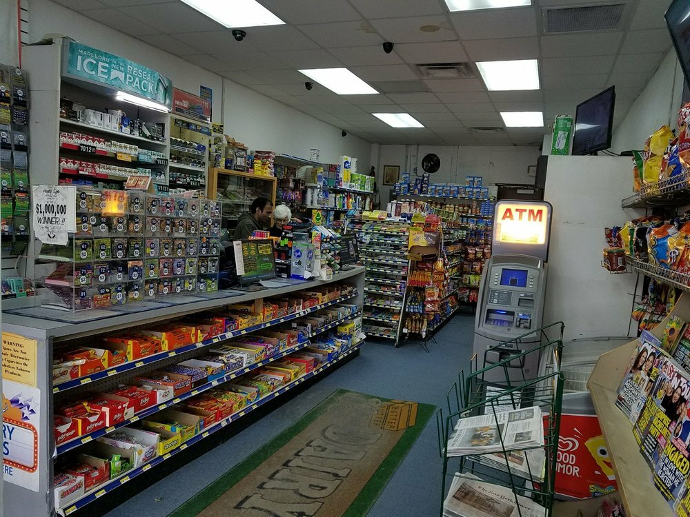 Tütün, sigara mağazaları Handy Liquor, Massachusetts, foto