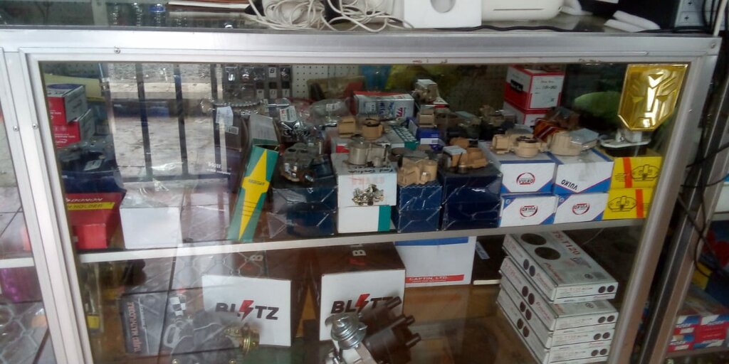 Bilgisayar aksesuarları Auto Accesorios Nd, David, foto