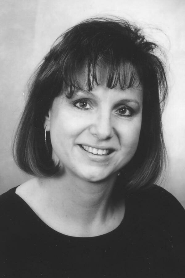 Yatırım fonu firmaları Edward Jones - Financial Advisor: Susan H Archbell, Kuzey Carolina Eyaleti, foto