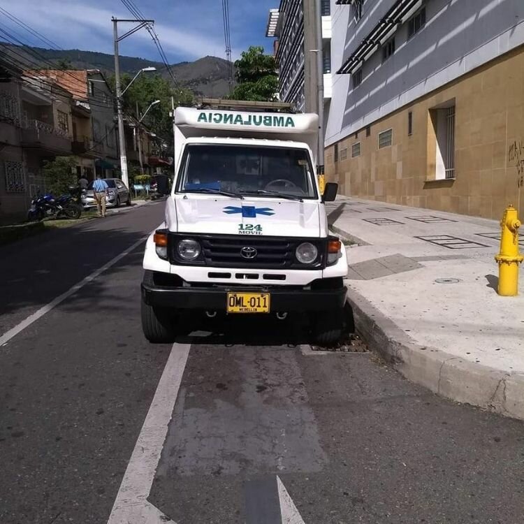 Aile sağlığı merkezi Abadia Ambulances, Medellin, foto