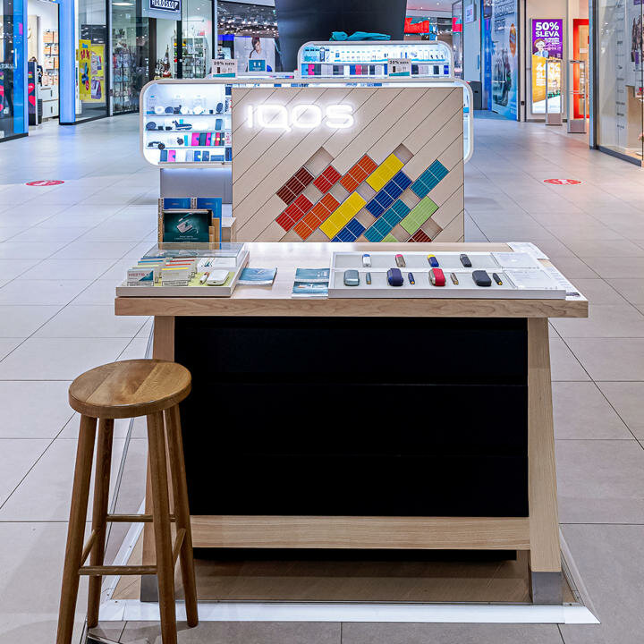 Tütün, sigara mağazaları Corner - Westfield Chodov Praha, Prag, foto