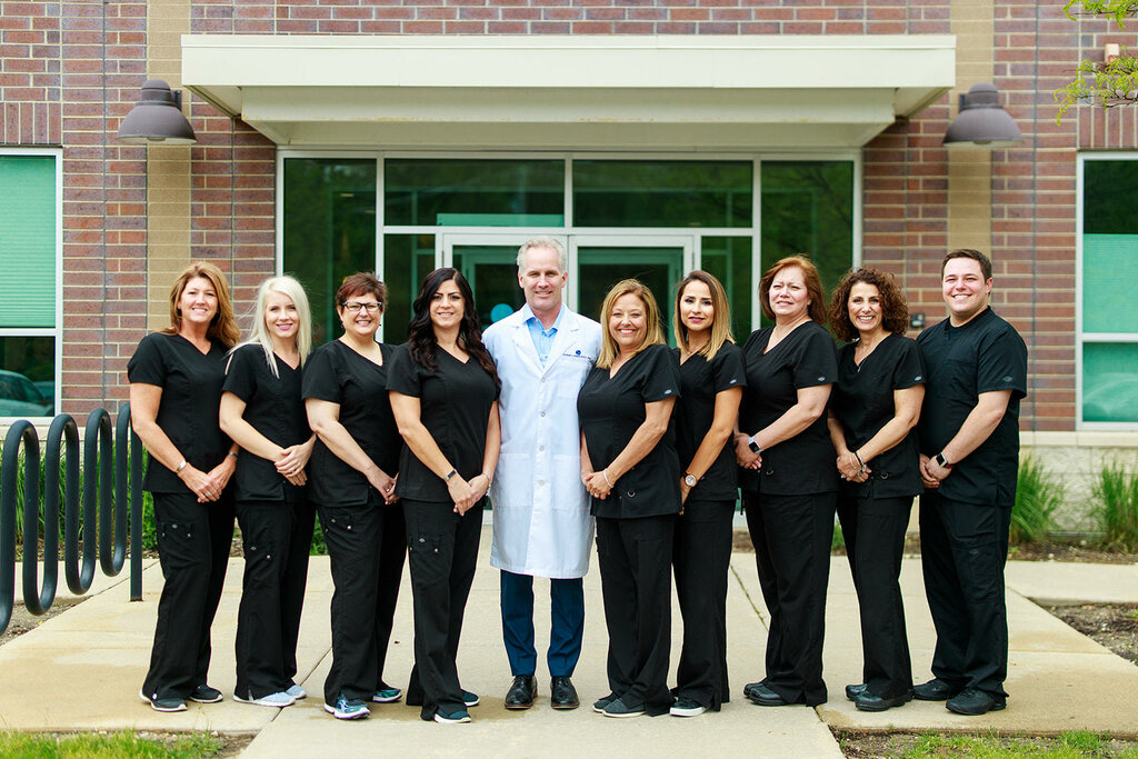 Özel ağız ve diş sağlığı klinikleri ve muayenehaneleri Wheaton Oral Surgery and Implant Center, İllinois, foto