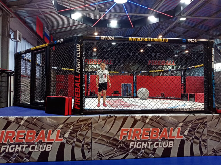 Spor kulüpleri Fireball fight club, Krasnoyarsk, foto