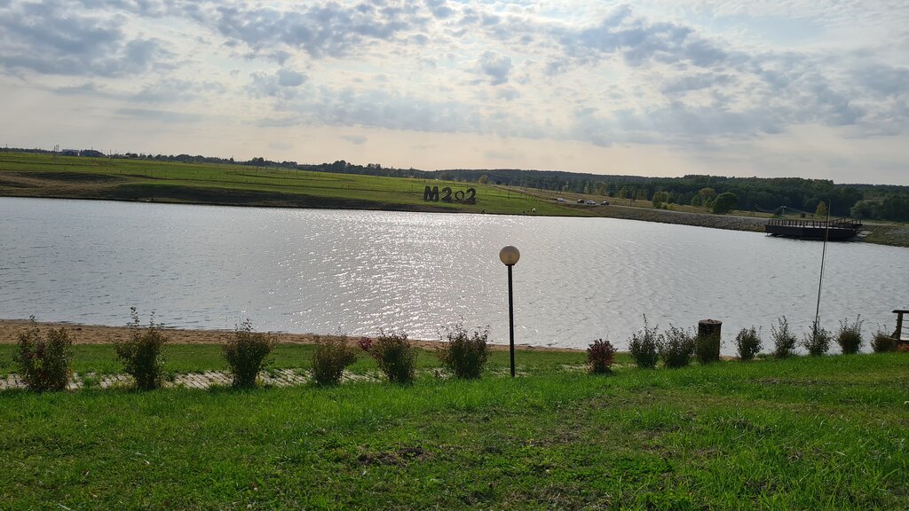 Dekorasyon ve süsleme, onur panosu Надпись М2о2, Tulskaya oblastı, foto