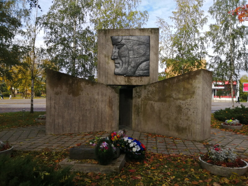 Anıt, heykel Могила неизвестного солдата, Sillamjae, foto