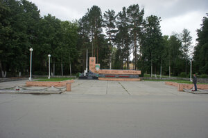 ИС-3 (Sverdlovsk Region, Yekaterinburg, Zvyozdnaya Street), teknoloji anıtı  Yekaterinburg'dan