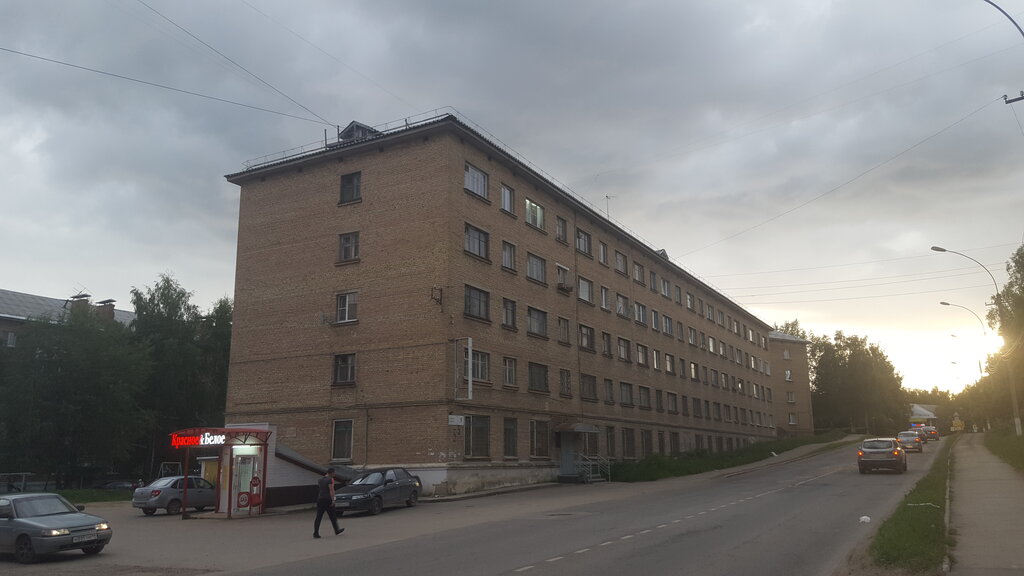 Market Krasnoe&Beloe, Uhta, foto