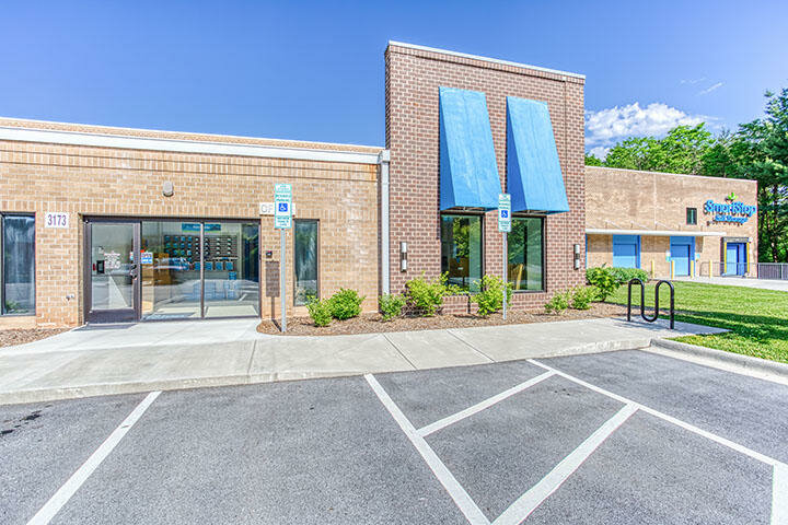 Depo hizmetleri SmartStop Self Storage, Kuzey Carolina Eyaleti, foto