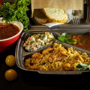 Dostavka-edy. Hutore (бульвар Незалежності No:2), hazır yemek teslim servisleri  Brovary'den