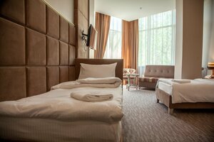 Grand Sapphire (No:32, Almaty, Dostyq kotej qalashyǵy), otel  Almatı'dan
