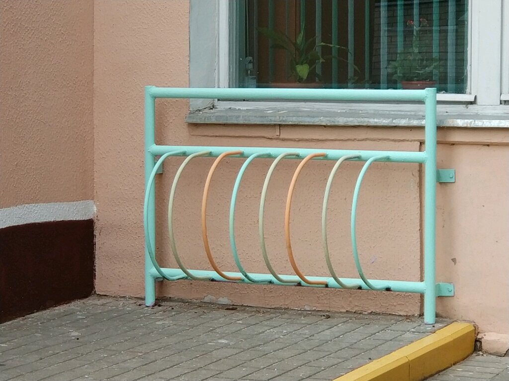 Bisiklet park yerleri Велопарковка, Gomel, foto