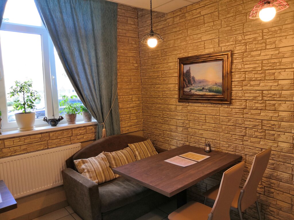 Ekmek fırını Ossetian pies, Saint‑Petersburg, foto