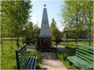 Anıt, heykel Обелиск погибшим землякам, Vologodskaya oblastı, foto