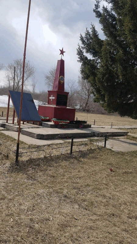 Anıt, heykel Воинам-землякам, погибшим в годы Великой Отечественной войны, Altayski krayı, foto