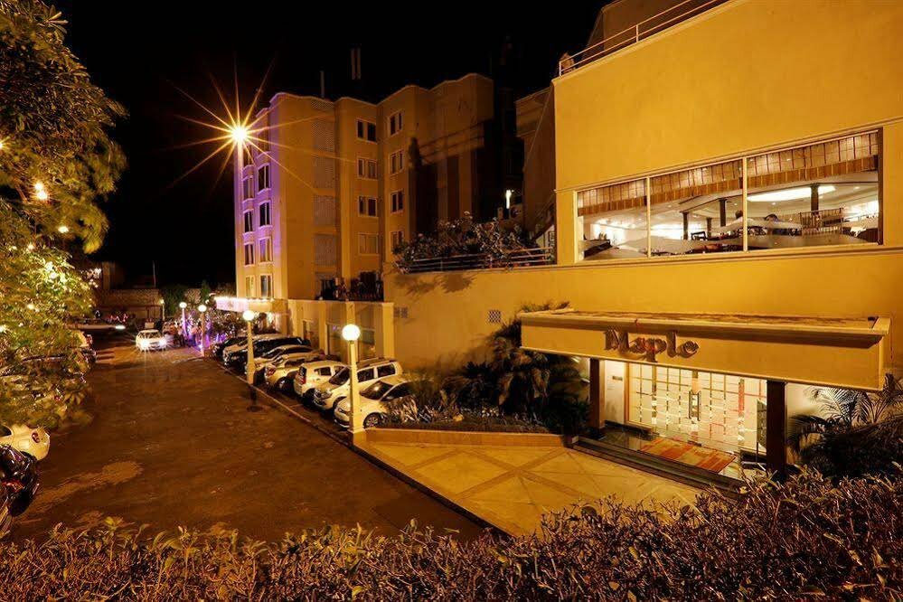 Otel Oyo 16993 Royal Blue, Delhi, foto