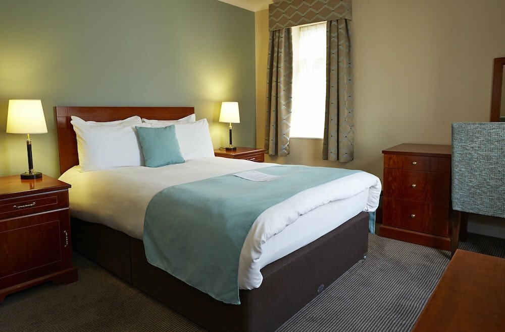 Otel Red Lion Hotel by Greene King Inns, Fareham, foto