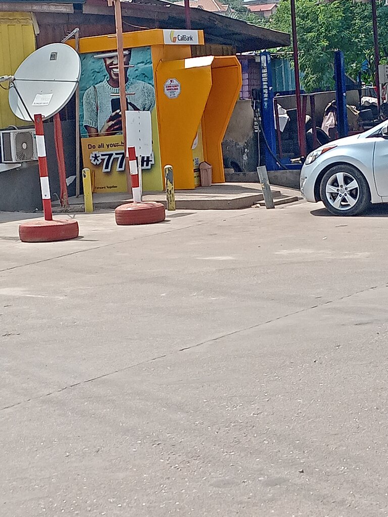 ATM'ler Calbank, Dünya, foto