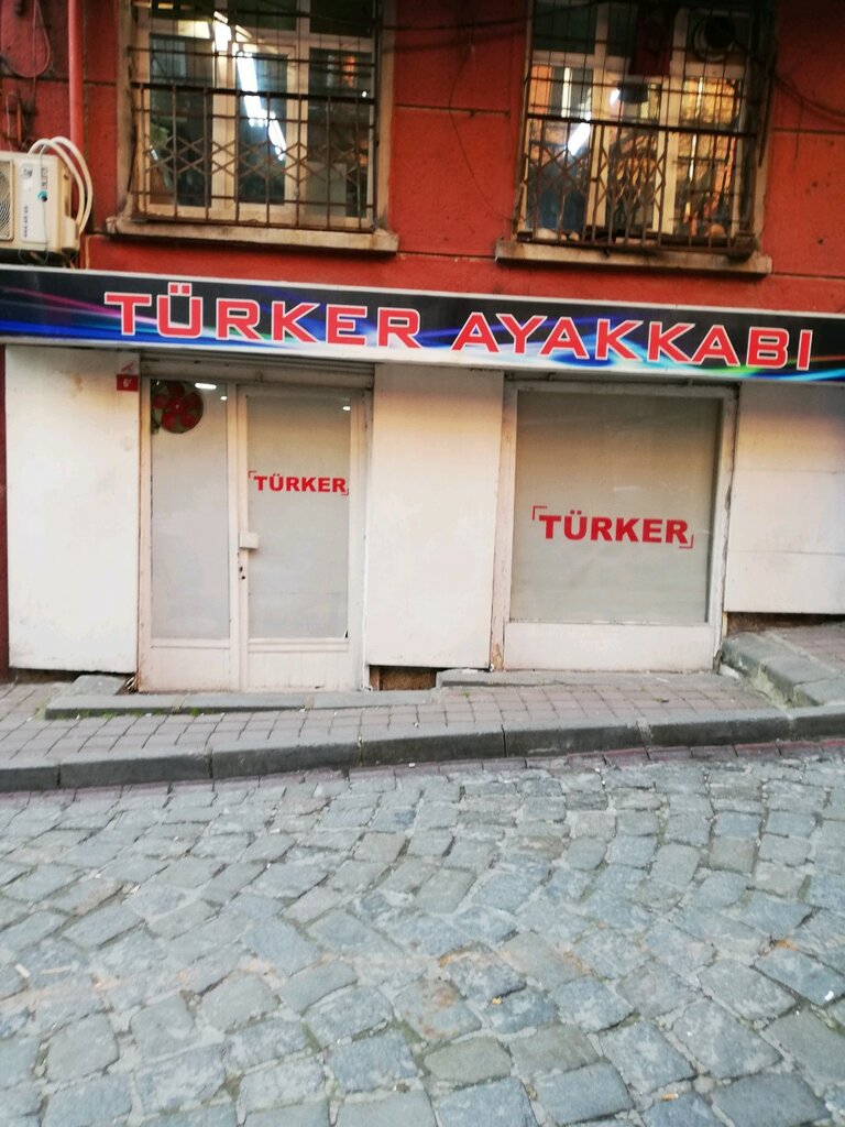 Ayakkabı firmaları Türker Ayakkabı, İstanbul, foto