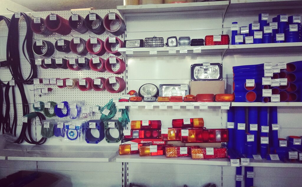 Otomobil yedek parçaları AvtoTrak, Magadan, foto