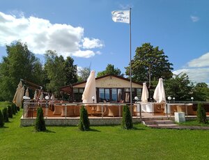 Parokhod (ulitsa Yakova Gunina No:1с22), restoran  Dolgoprudny'den