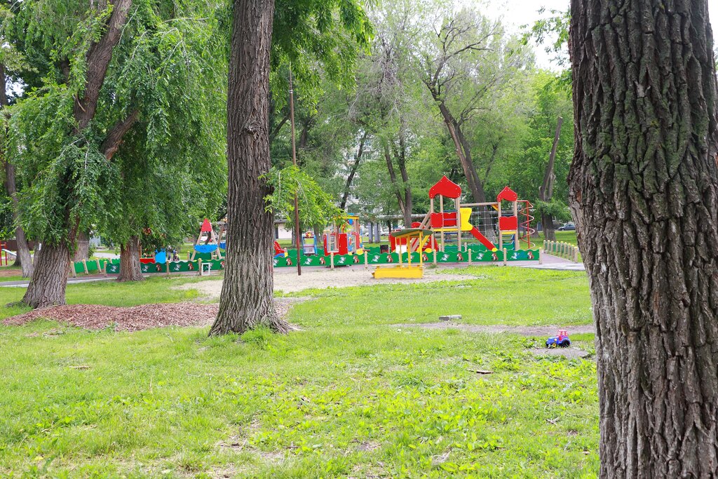 Meydan Сквер Пролетарский, Saratov, foto