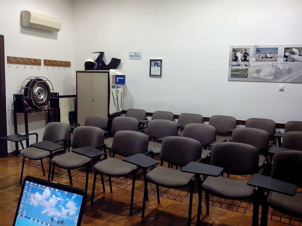 Sürücü kursları Autoescuela Campanar, Valensiya, foto