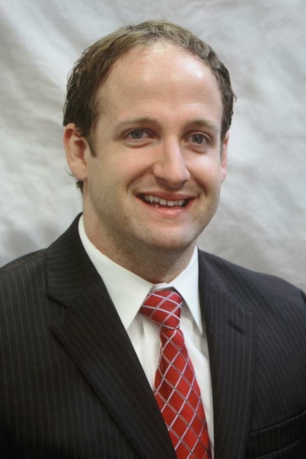 Yatırım fonu firmaları Edward Jones - Financial Advisor: Clayton Cottle, Kuzey Carolina Eyaleti, foto