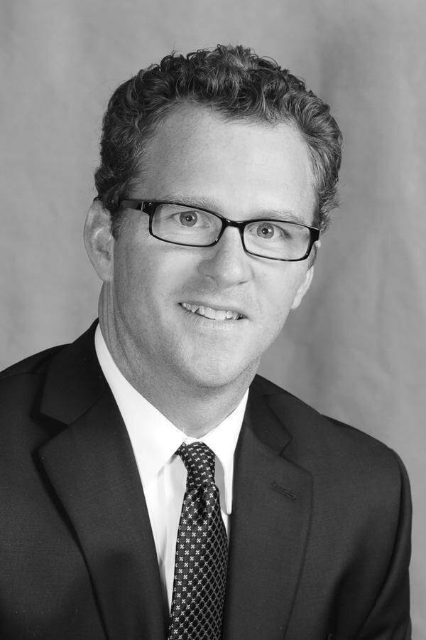 Yatırım fonu firmaları Edward Jones - Financial Advisor: Ryan W Morris, Kuzey Carolina Eyaleti, foto