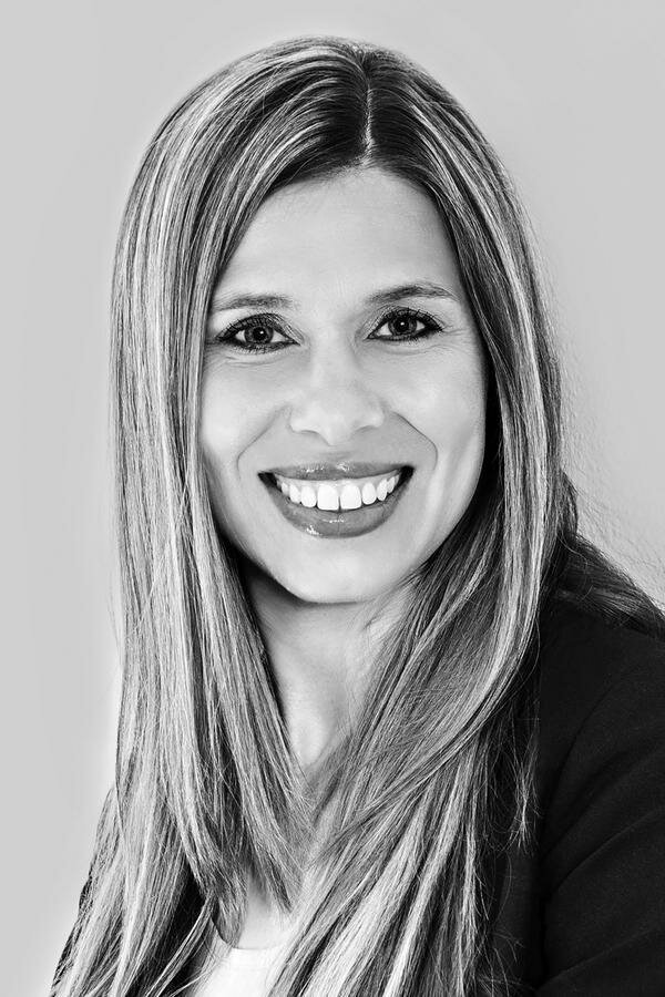 Yatırım fonu firmaları Edward Jones - Financial Advisor: Stephanie R Duffield, Aams™, Florida Eyaleti, foto