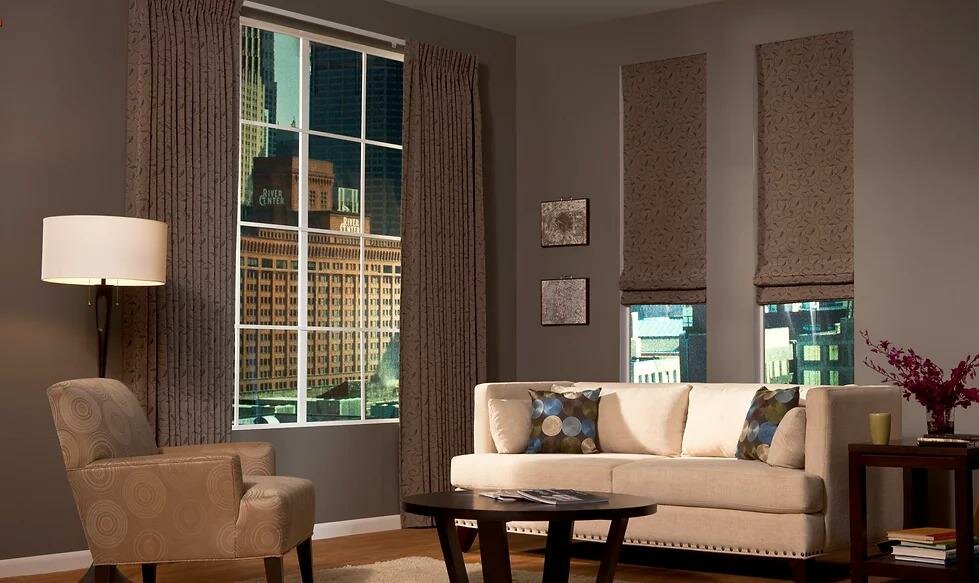 Pencere aksesuarları Bugsy's Blinds & Custom Shutters, Nevada Eyaleti, foto