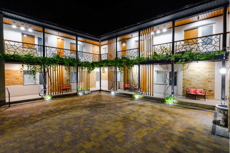 Otel Gostevoi dom Rivoli, Feodosya (Kefe), foto