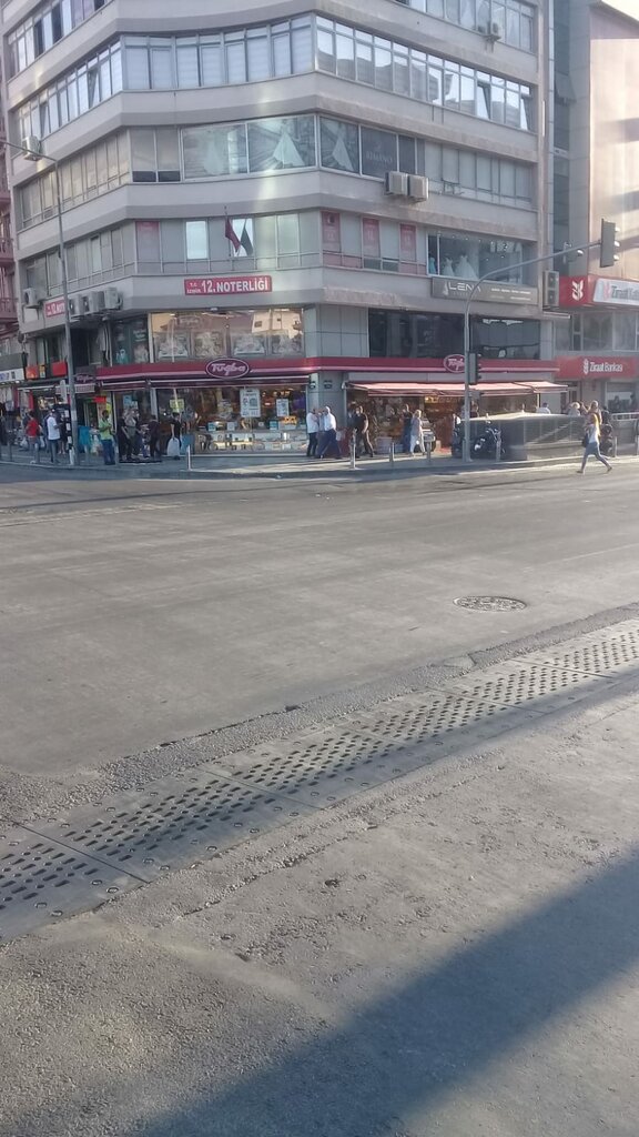 Pasta, şekerleme ve tatlı Tuğba Kuruyemiş, İzmir, foto