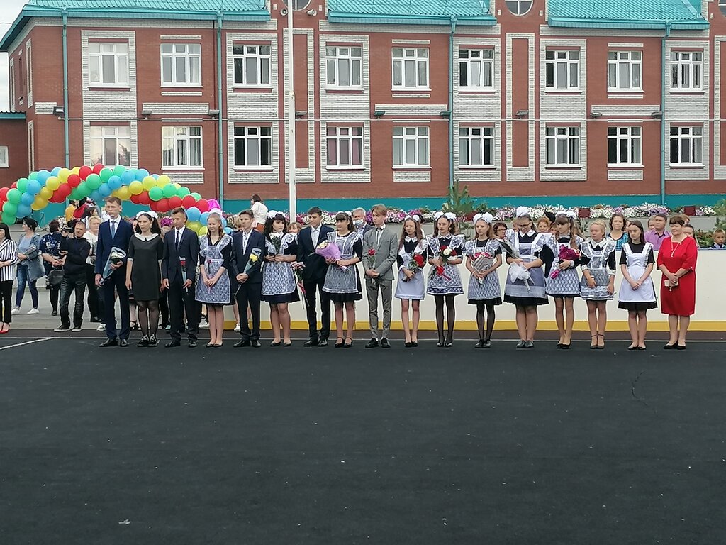 Ortaokul Maou Srednyaya obshcheobrazovatelnaya shkola s. Berdyuzhye, Tümen (Tiumenskaya) oblastı, foto
