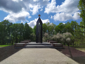 Мемориальная стела (Lipetsk Region, Volovskiy munitsipalny okrug, derevnya Mishino, Tsentralnaya ulitsa), anıt, heykel  Lipetskaya oblastından