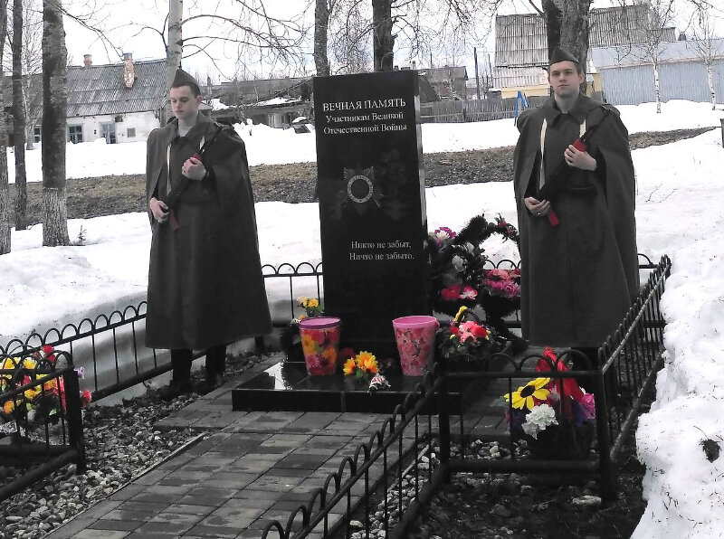 Anıt, heykel Участникам Великой Отечественной войны, Komi, foto