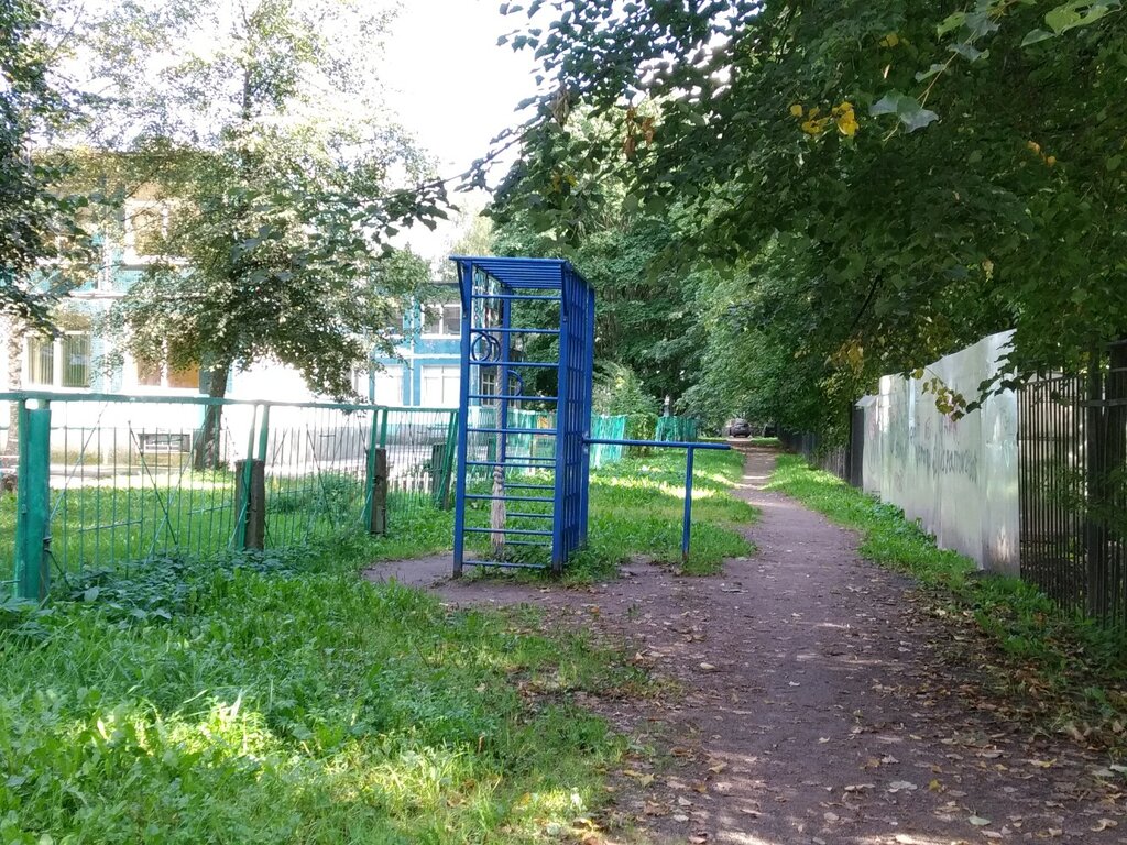 Spor alanı Спортивная площадка, Saint‑Petersburg, foto