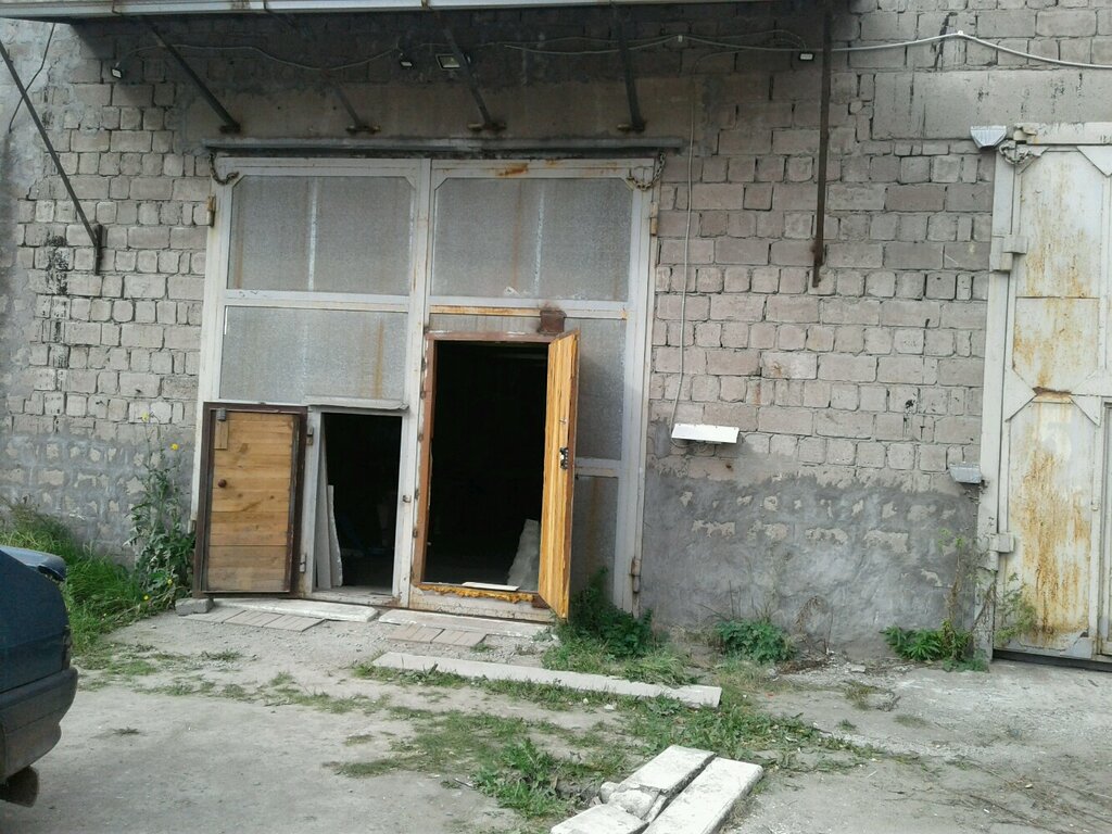 Ray dolap üreticileri Элит Монтаж, Nijni Tagil, foto