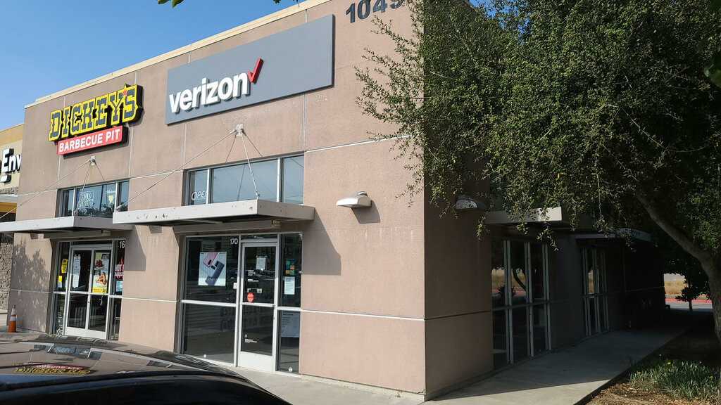 Telekomünikasyon ekipmanları Verizon Authorized Retailer - Victra, Kaliforniya Eyaleti, foto