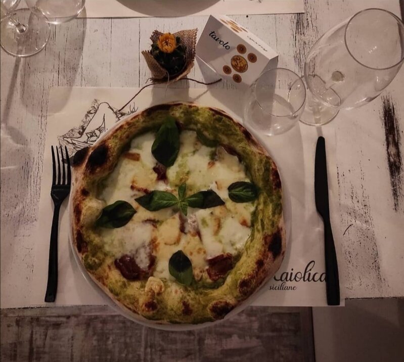Pizzacılar La Maiolica tradizioni siciliane, Messina, foto