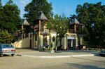 Gostevoy dom Briz (Shkolnaya ulitsa No:8А, selo Kabardinka), otel  Krasnodarski krayından