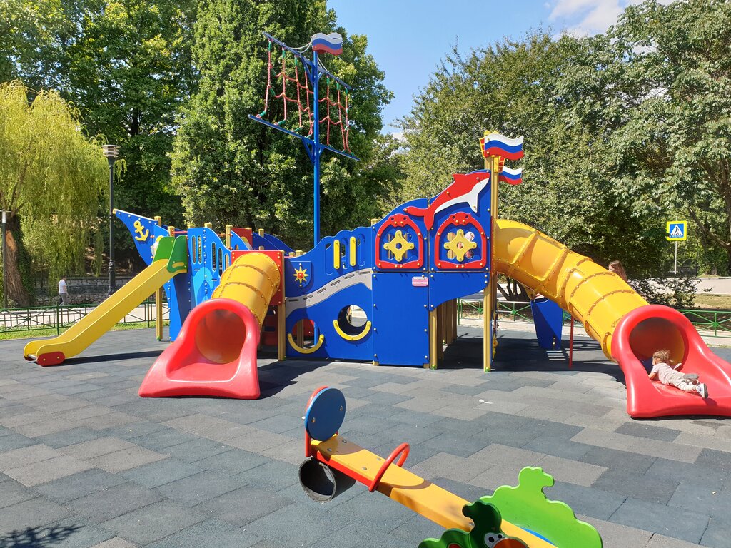 Oyun alanı Playground, Simferopol (Akmescit), foto