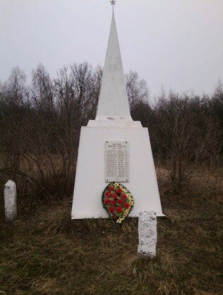 Anıt, heykel Памятник, İvanovskaya oblastı, foto