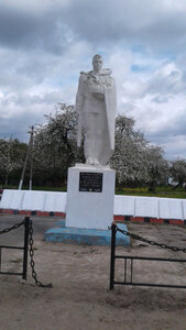 Воинам, погибшим в годы ВОВ. (Smolensk Region, Pochinkovskiy munitsipalny okrug, derevnya Ryabtsevo), anıt, heykel  Smolenskaya oblastından