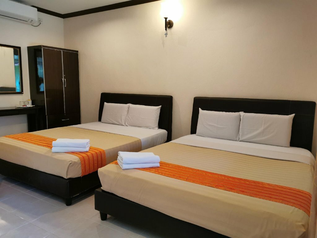 Otel Tanjung Puteri Motel Beachview, , foto