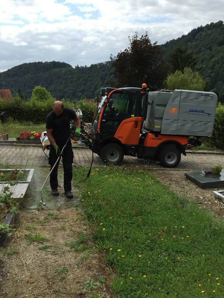 Çöp hizmetleri Grundstückspflege Müller GmbH, Baden‑Wurttemberg, foto