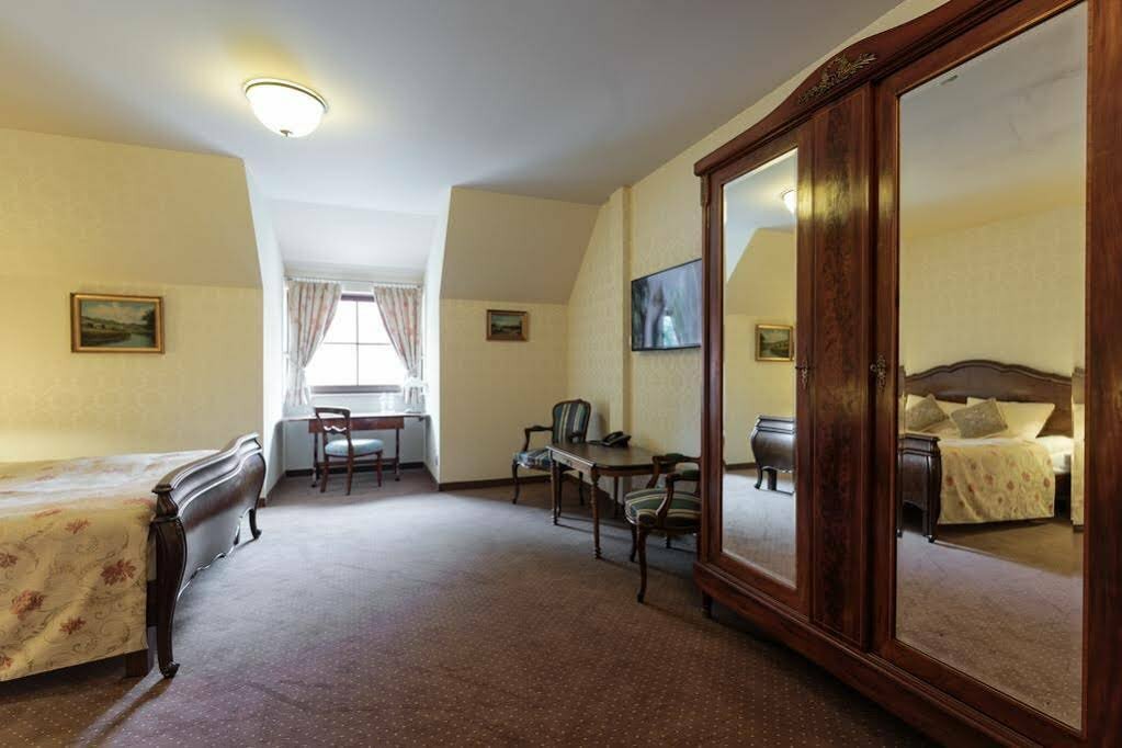Otel Hotel Folwark, Zgierz, foto