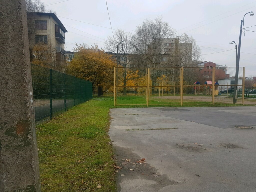 Spor alanı Стадион школы № 310, Saint‑Petersburg, foto