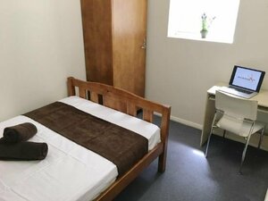 Mad Monkey Backpackers on Broadway (New South Wales, Sydney, City Road), otel  Sidney'den